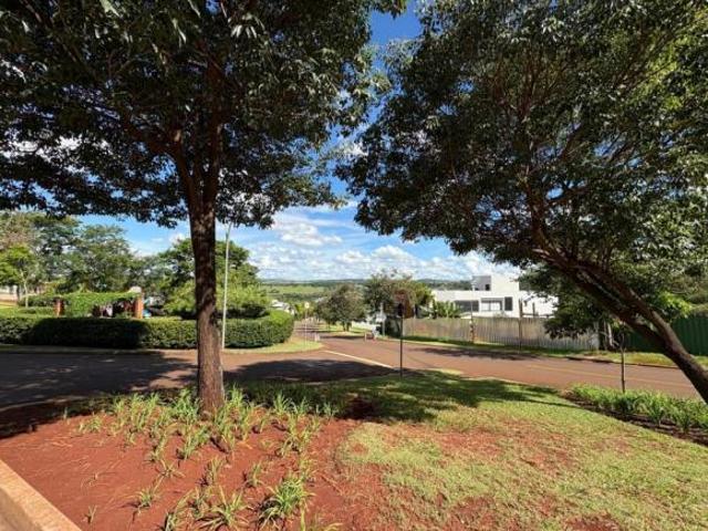 Lote de Ilha bem localizado no Alphaville II | Imobiliária Rosa e Rangel