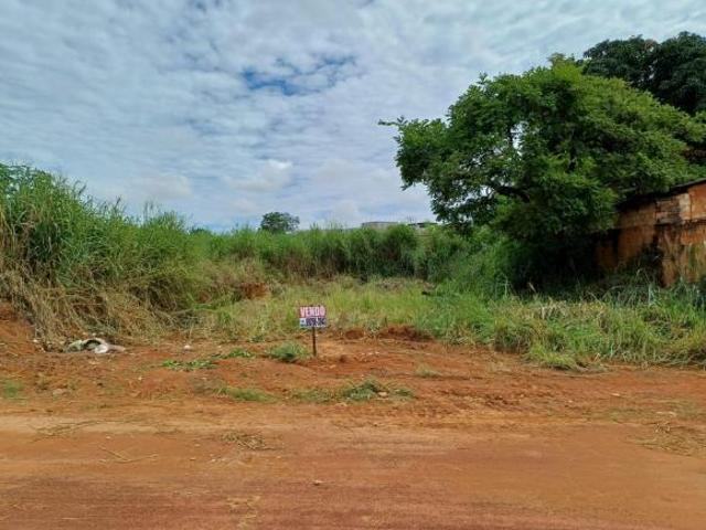 LOTE DE RUA, SETOR CONDE DOS ARCOS, APARECIDA DE GOIÂNIA Lote à Venda, 360.00 por R$ 130000.00 no se
