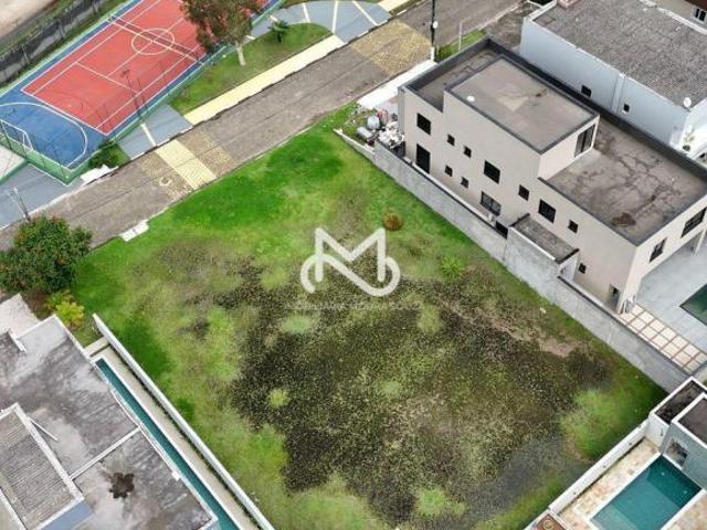 Lote de terreno em Condomínio fechado À Venda
