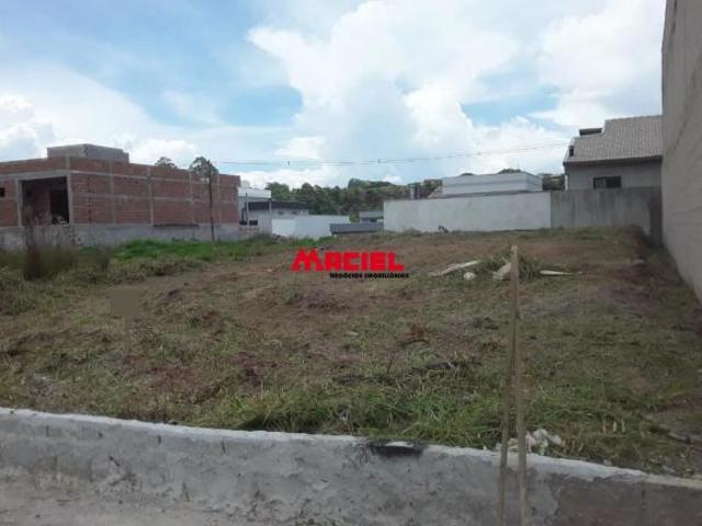 Lote de terreno no Portal dos Pássaros 250,00 m²