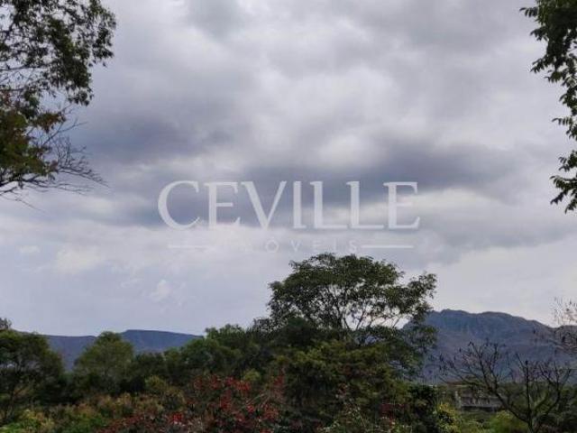 Lote de 1000m² com vista no condomínio Aldeia da Cachoeira das Pedras em Casa Branca