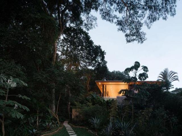 Lote de 1000M² com vista surreal para montanhas com fácil acesso e a 6min do centro de São Roque
