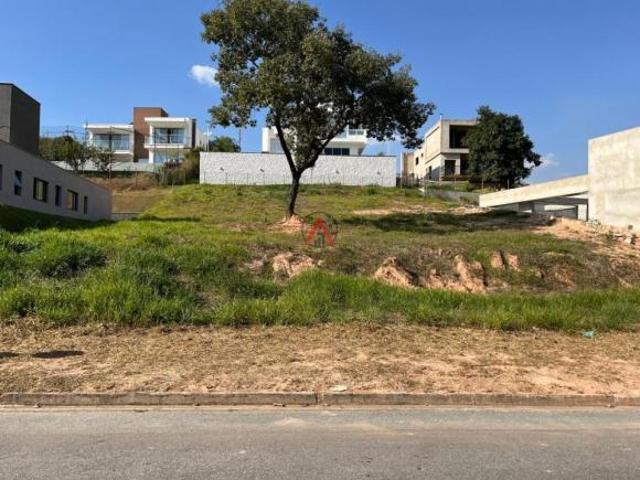 Lote de 1008 m² a venda no Condomínio Gran Royalle Betim