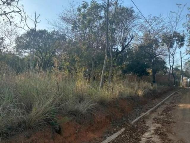 Lote de 1.000 m² no Represa Ville – Espaço e Natureza para Você!