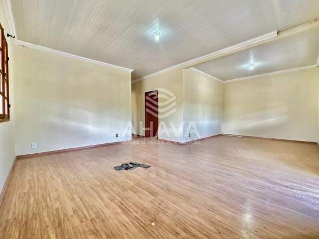 Lote de 1.000m² com 4 Casas – 812m² Construídos – Bairro Bandeirantes, Belo Horizonte Localização pr