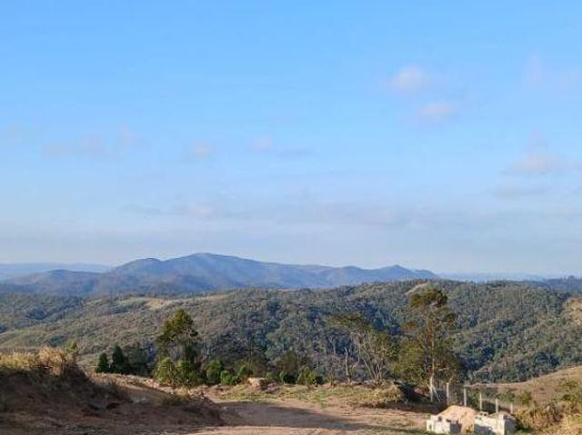 Lote de 1.000m² em São Roque com Parcelas de R$ 1.575 Direto com Proprietário