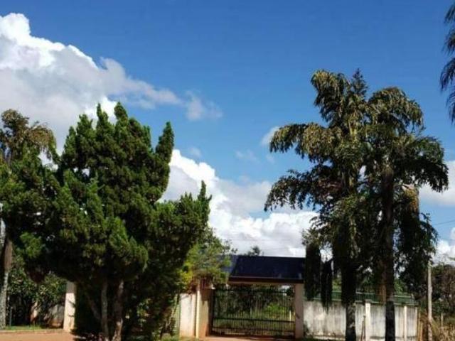 Lote de 1.500m2 em Condomínio Fechado DF 140