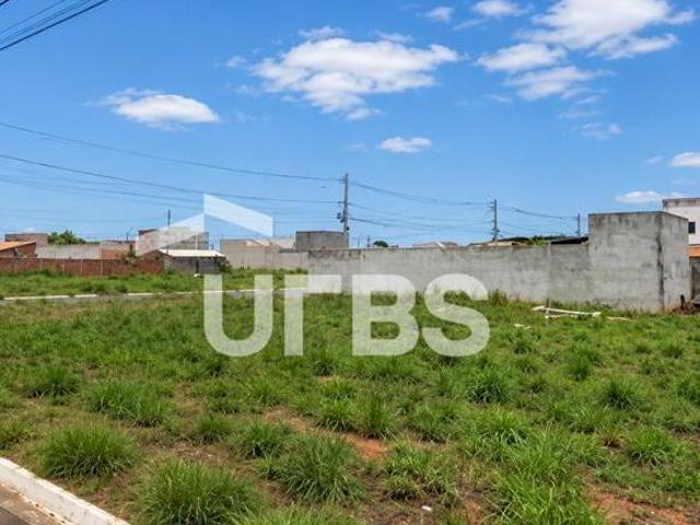 Lote de 270 m² para Construir ou Investir no Portal do Oriente