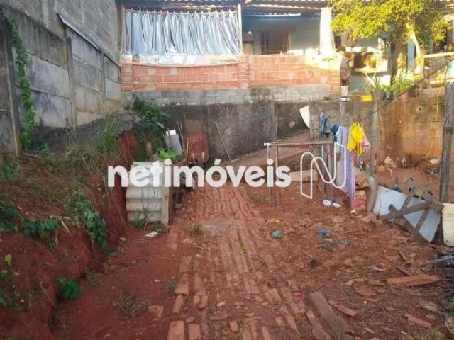 Lote de 360 m²  à venda no Santa Terezinha!