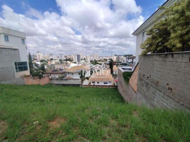 lote de 360 metros no condomínio Fazenda da Serra