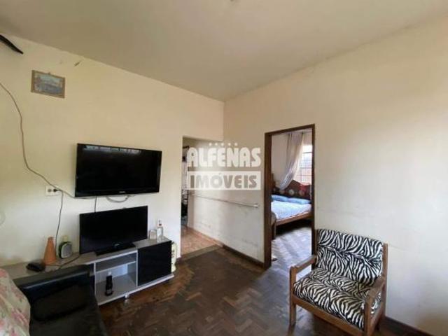 LOTE DE 360M² COM EXCELENTE LOCALIZAÇÃO NO BAIRRO NOVO ELDORADO