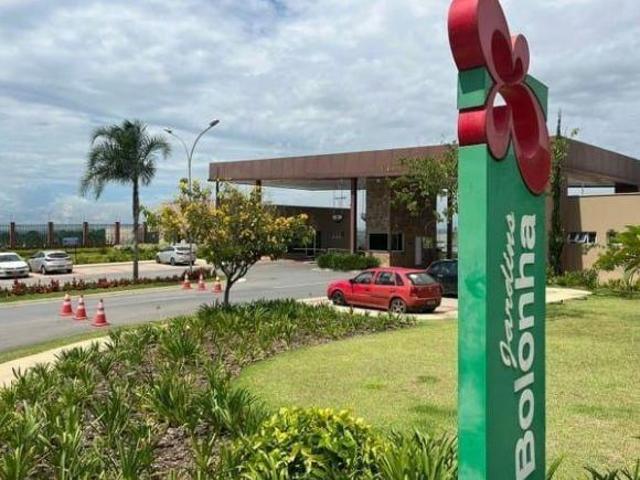 Lote de 371 m² à venda por R$ 433.545 no Jardins Bolonha Senador Canedo