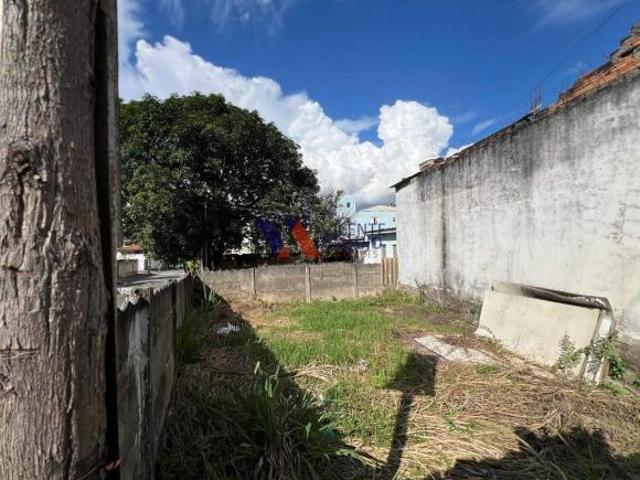 Lote de 392m² esquina Niteroi