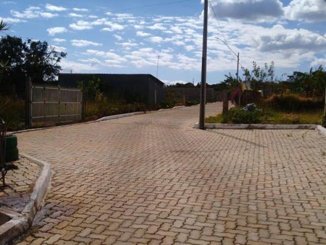 LOTE DE 400m2 EM CONDOMÍNIO FECHADO COM TODA INFRAESTRUTURA 98150 8787