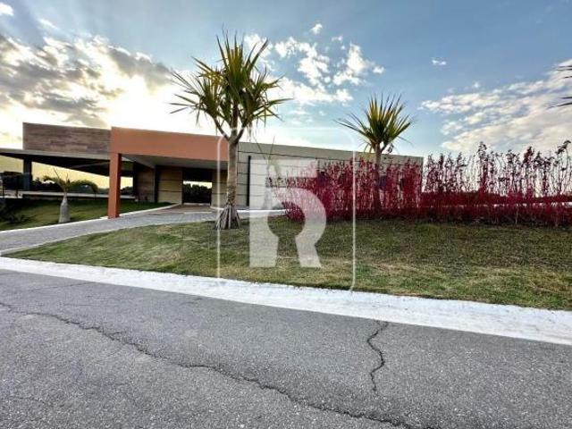 Lote de 564,70 m² no Condomínio Estiva – Segurança 24h e Lazer Completo
