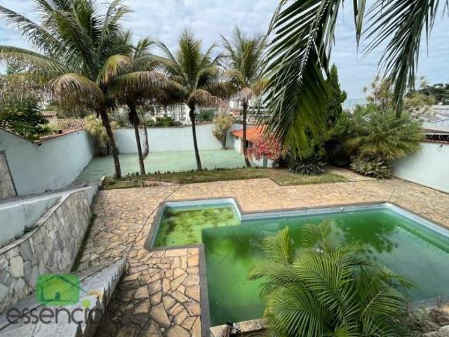 Lote de 765m² com Piscina, Churrasqueira e Área de Lazer no Jardim Riacho