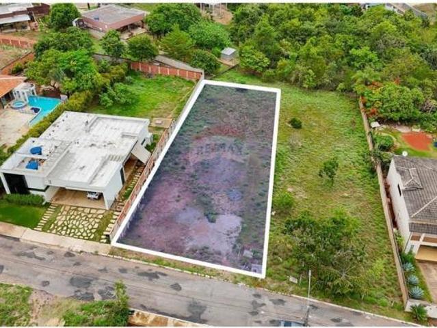 Lote excepcional, vista pra reserva, regularizado no condomínio do Jardim Botãnico