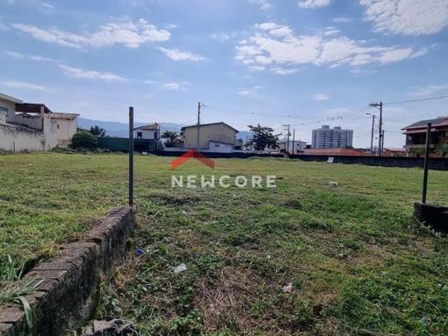 Lote em Avenida Amazonas Jardim Primavera Caraguatatuba/SP
