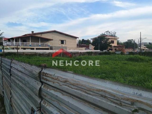 Lote em Avenida Geraldo Nogueira da Silva Praia das Palmeiras Caraguatatuba/SP