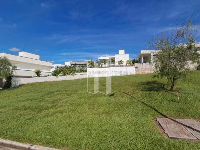 Lote em Alphaville Flamboyant Residencial Araguaia,frente para nascente,corri.
