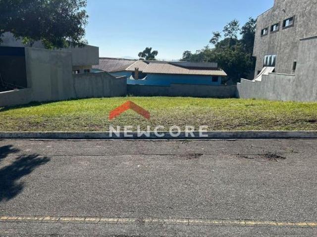Lote em Calçada Vale dos Pássaros Alphaville Santana de Parnaíba/SP
