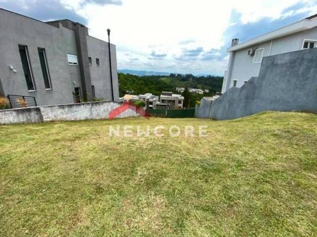 Lote em condomínio em Alameda Vale do Itajaí Alphaville Santana de Parnaíba/SP