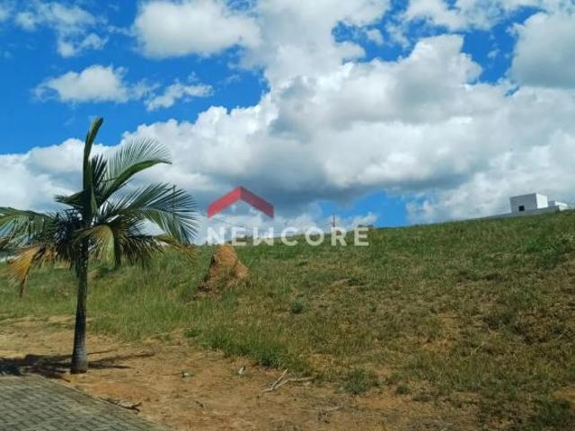 Lote em condomínio em Alameda Caviúnas Condomínio Terras de Santa Mariana Caçapava/SP