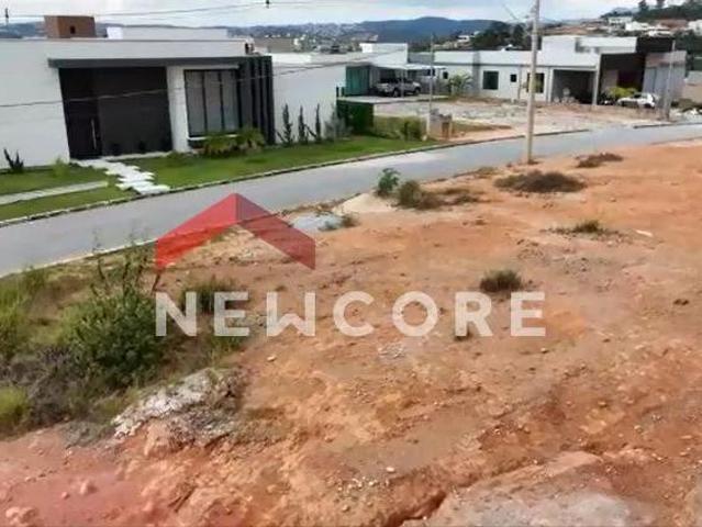 Lote em condomínio em Alameda das Palmeiras Masterville Sarzedo/MG