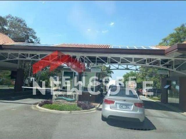 Lote em condomínio em Alameda Indus Alphaville Santana de Parnaíba/SP