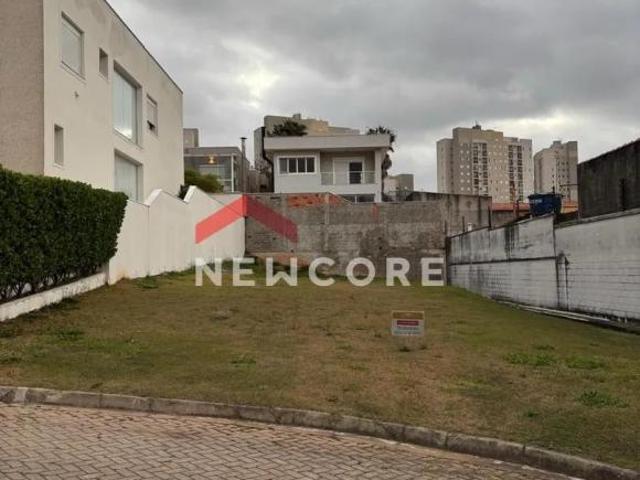 Lote em condomínio em Avenida Doutor Martin Luther King Umuarama Osasco/SP