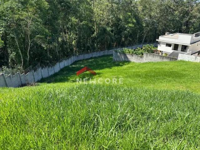 Lote em condomínio em Avenida Expedicionário José Barca Fazenda Rodeio Mogi das Cruzes/SP