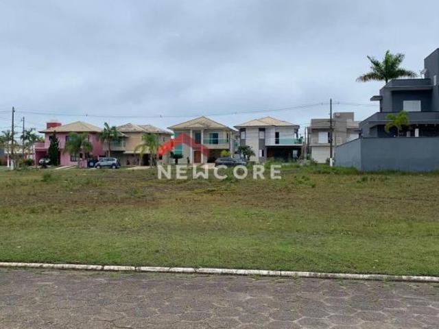 Lote em condomínio em Avenida Luciano de Bona Estância São José Peruíbe/SP