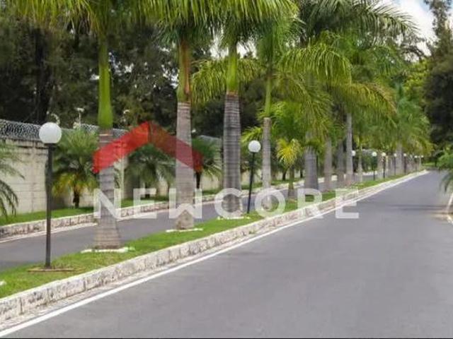 Lote em condomínio em Avenida Quatro Vila das Flores Betim/MG