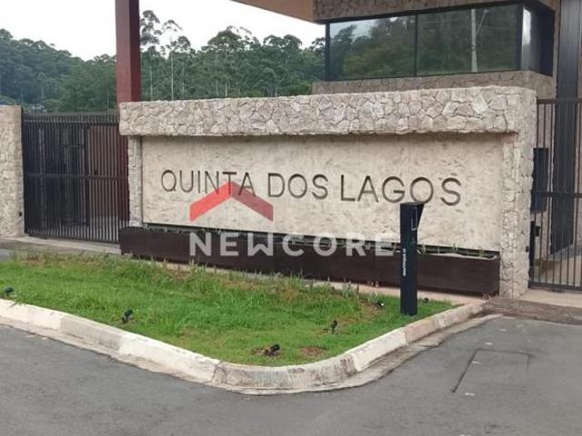 Lote em condomínio em Estrada Carlos Antônio Pereira de Castro Pitas Cotia/SP