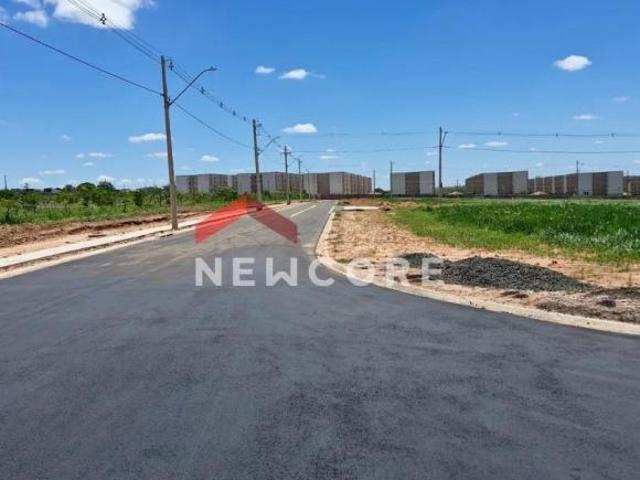 Lote em condomínio em Estrada Municipal Doutor Vivaldo Gonçalves Côrtez Parque Bom Retiro Paulí