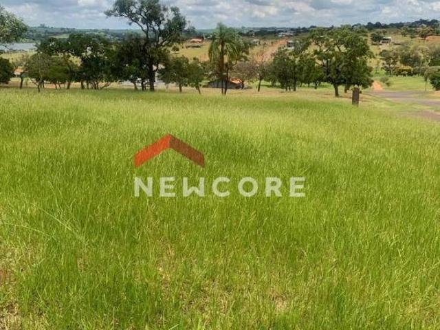 Lote em condomínio em Estrada Municipal João Pedro Valim de Carvalho Macedo Riviera de Santa Cris