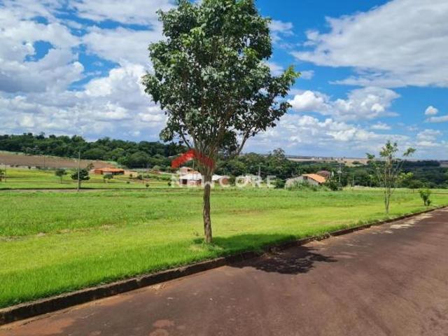 Lote em condomínio em Floresta Centro Floresta/PR