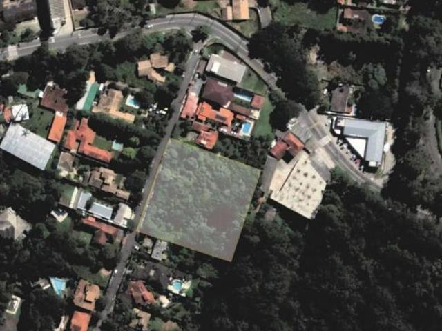 Lote em condomínio em Rua Austrália Chácara dos Lagos Carapicuíba/SP