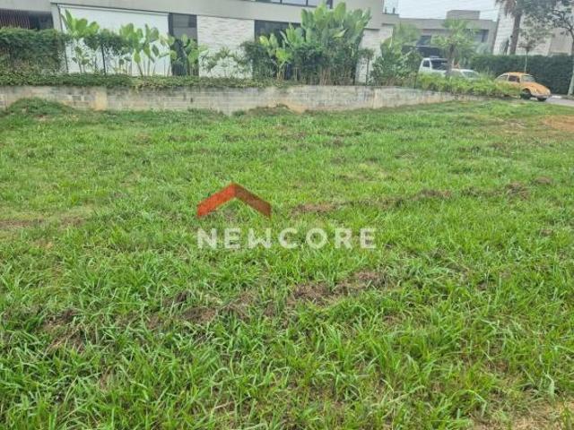 Lote em condomínio em Rua Doutor William Fiod Condomínio Residencial Terras de Santa Clara Jaca