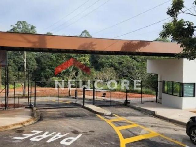 Lote em condomínio em Rua Flamingo Suru Santana de Parnaíba/SP