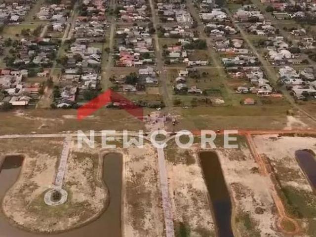 Lote em condomínio em Rua Francisco da Silva Matos Centro Arroio do Sal/RS