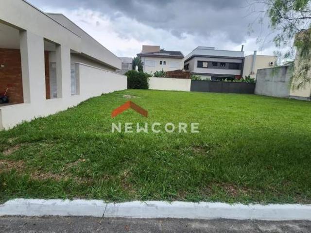 Lote em condomínio em Rua Guimarães Rosa Loteamento Residencial Campos do Conde II Tremembé/SP