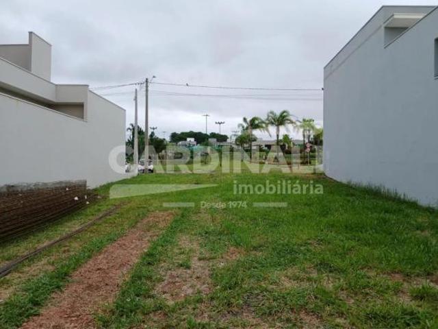 Lote em condominio fechado, Village Damha IV em São Carlos S