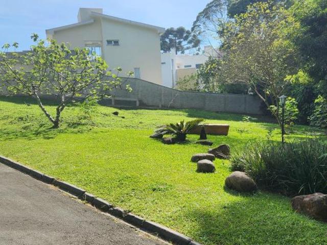 Lote em Condomínio Fechado ao Lado do Bosque – Abranches, Curitiba