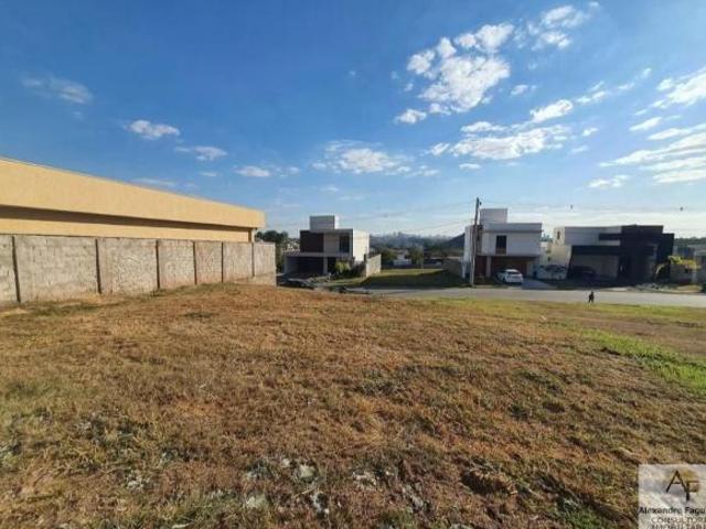 Lote em Condomínio Fechado para Venda em Senador Canedo, Jardins Barcelona