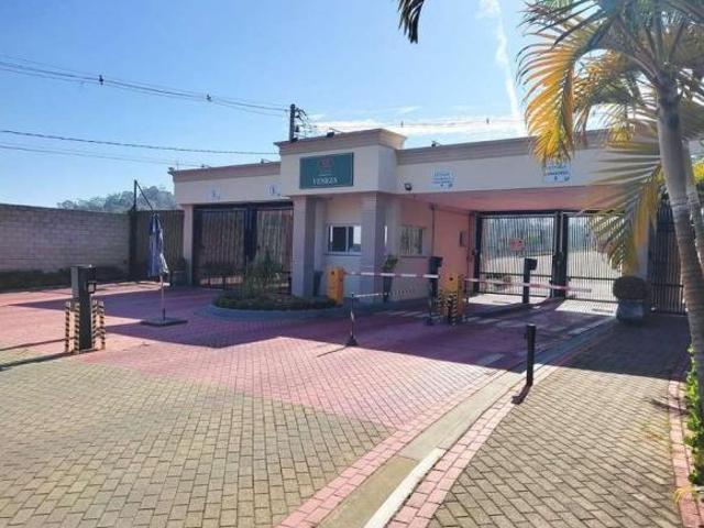 Lote em condomínio para venda, 313m²