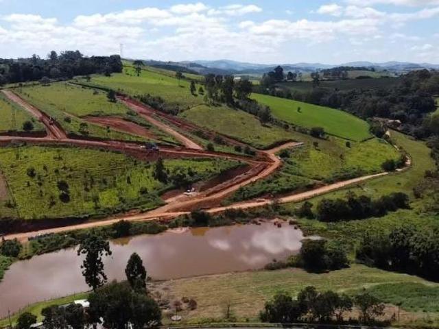 Lote em Condomínio Residencial