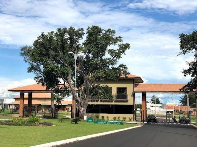 Lote em Condomínio Residencial Terras da Fazenda Marília, SP