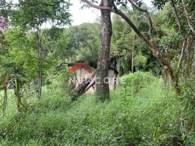 Lote em Estrada dos Hengles Palmeiras Itapecerica da Serra/SP