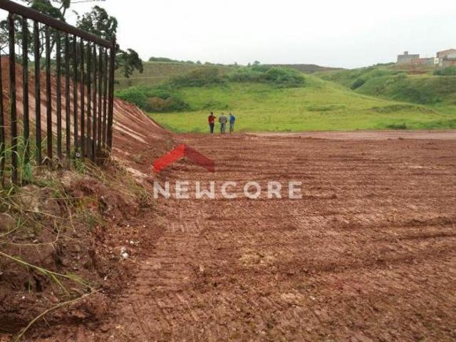 Lote em Estrada Mauá e Adutora Rio Claro Jardim Ipê Mauá/SP